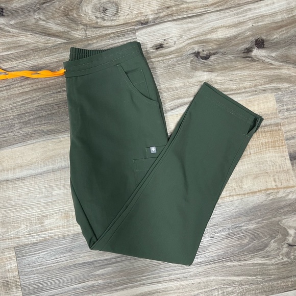 Figs | Pants & Jumpsuits | Figs Moss Scrub Set | Poshmark